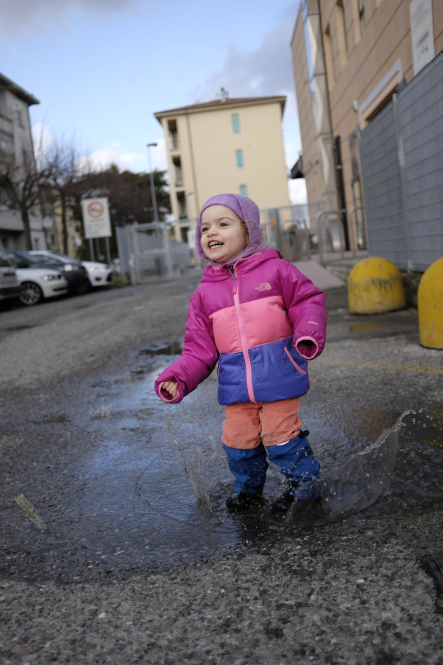 10 Reasons Why Your Child Should Go Outside on a Rainy Day – Creative ...