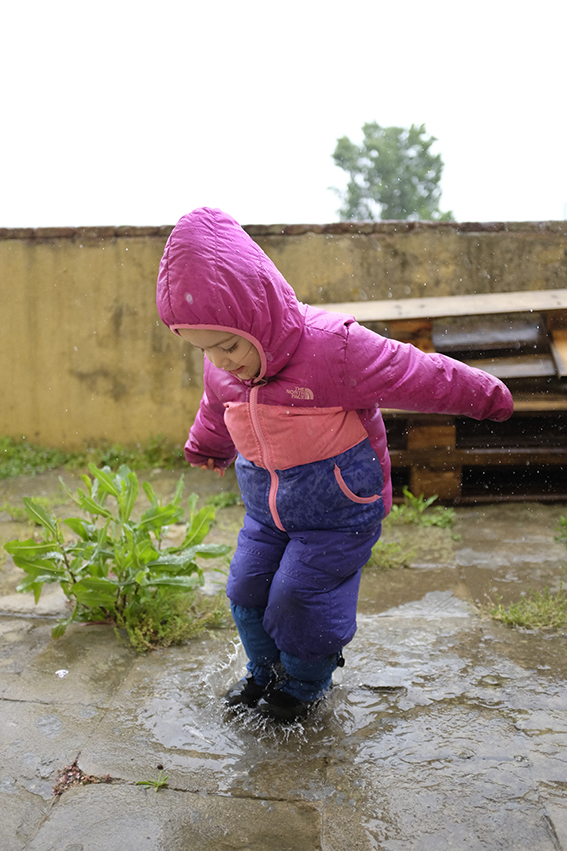 10 Reasons Why Your Child Should Go Outside on a Rainy Day – Creative ...